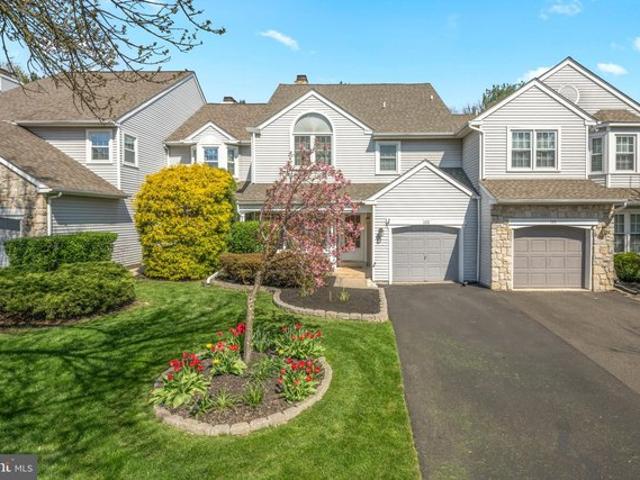 102 Filly Dr, North Wales, PA 19454