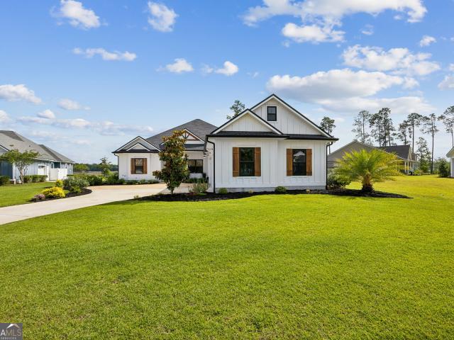 102 Firefly Court