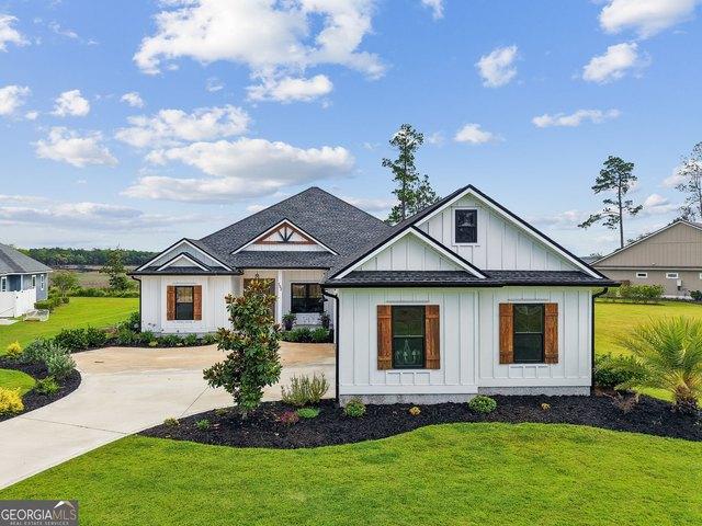 102 Firefly Ct, Saint Marys, GA 31558