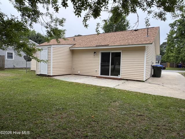 102 Fletcher Place