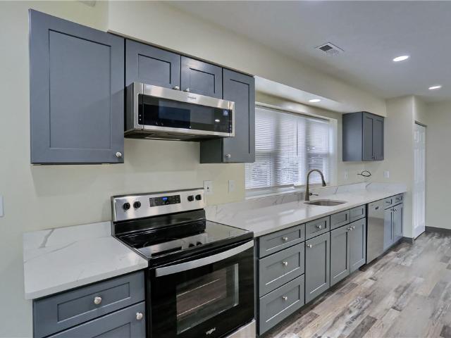 102 Kathleen Dr 1