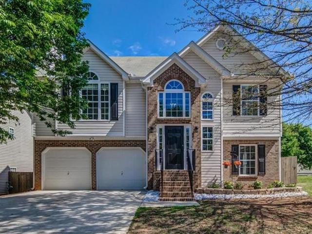 102 Hollinger Way, Marietta, GA 30060