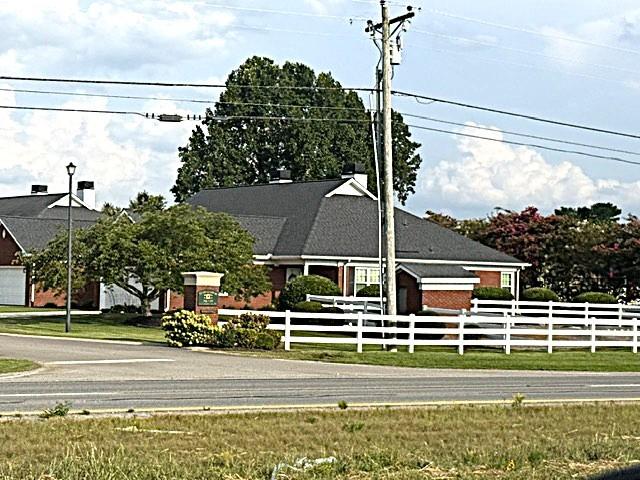 102 Horseshoe Ct