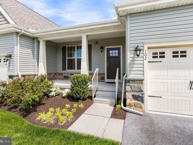 102 Harlow Pointe Ct, Landenberg, PA 19350