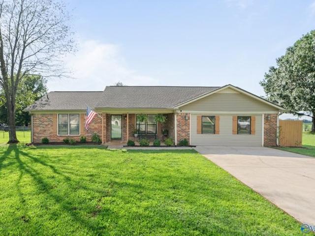 102 Harwell Cir, Meridianville, AL 35759
