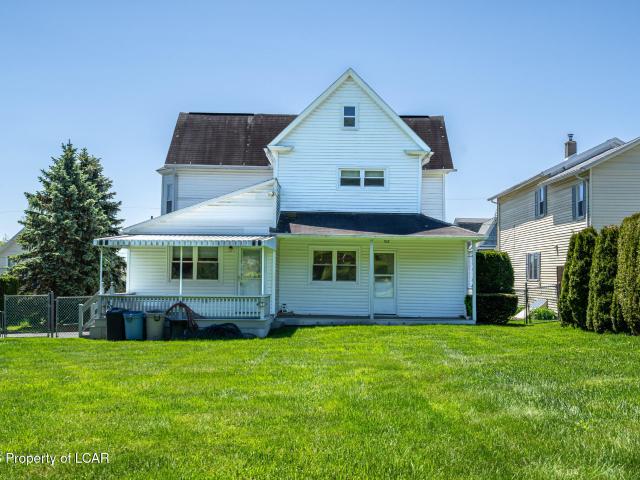 102 Henry Street