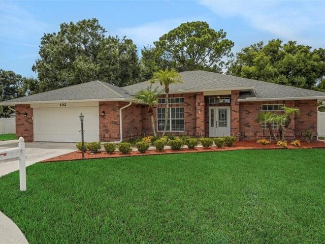102 Hillside Ct, Winter Haven, FL 33884