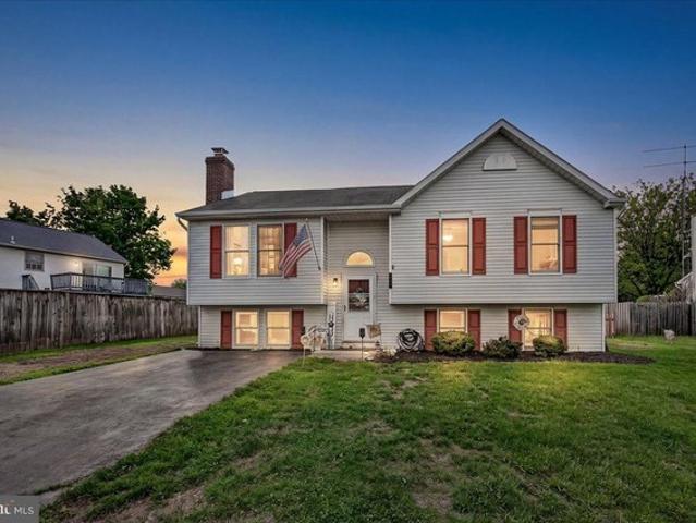102 Ironmaster Dr, Thurmont, MD 21788