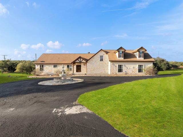 102 Oak Valley Drive, Boerne, US, TX