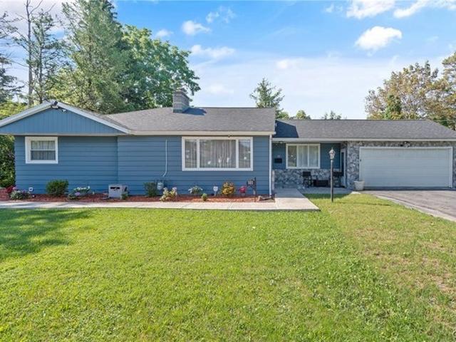 102 Orrick Rd, Syracuse, NY 13214