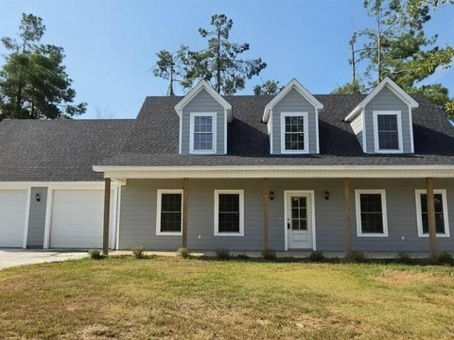 102 Lake Village Cir, West Monroe, LA 71291