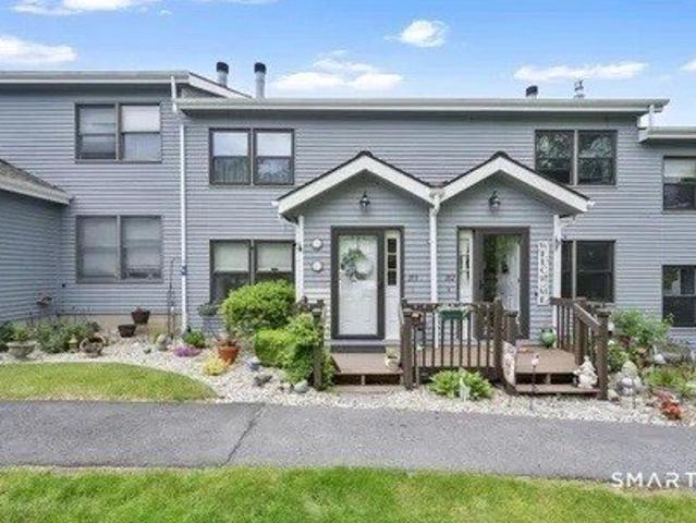 102 Lake Vista Dr Unit 102, East Hampton, CT 06424