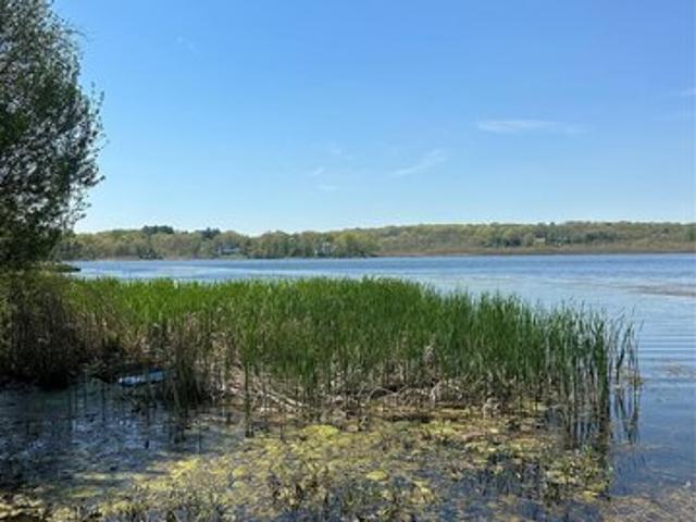 102 Lake Kitchawan Dr, South Salem, NY 10590