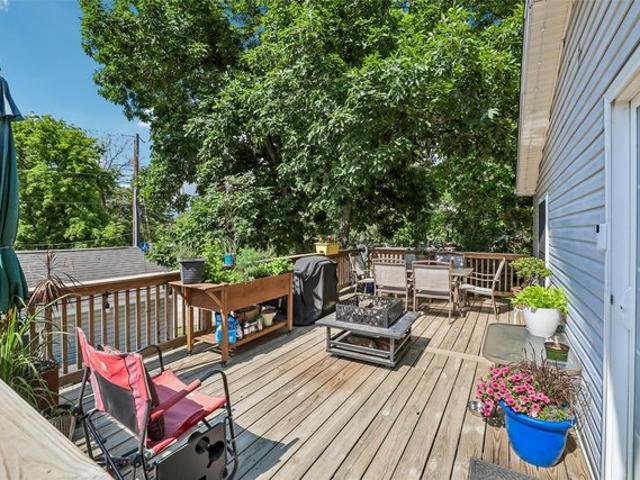 102 Lakeview Dr, Montezuma, IA 50171