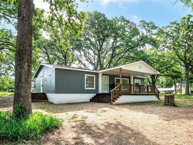 102 Lakewood Dr, Gun Barrel City, TX 75156