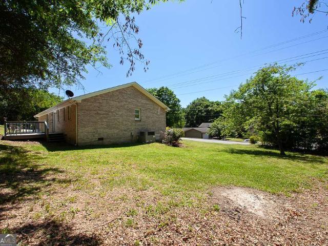 102 Lindsey Court NE