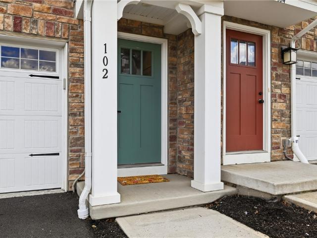 102 Lupine Dr