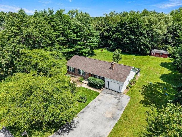 102 Montgomery Dr, Coatesville, PA 19320