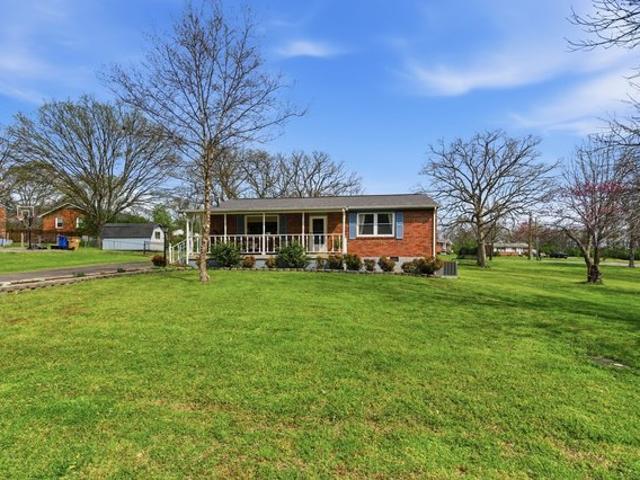 102 Monticello Ave, Goodlettsville, TN 37072