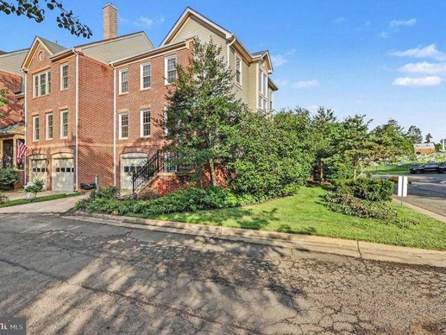 102 Mosby Cir, Warrenton, VA 20186