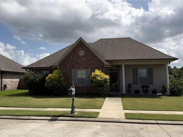 102 Madio Dr, Houma, LA 70364