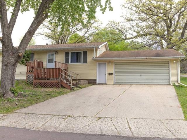 102 Maple St, Jackson, MN 56143