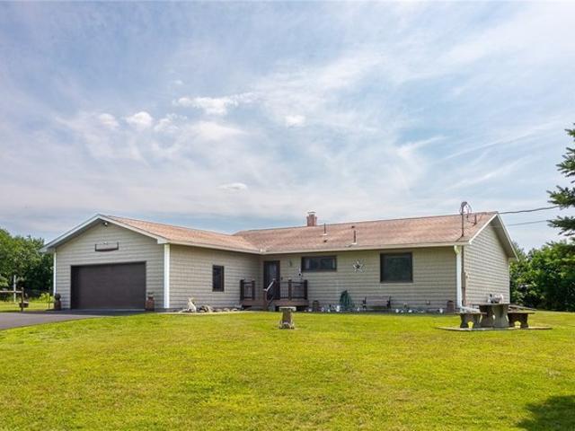 102 Meadow Ln, Unadilla, NY 13859