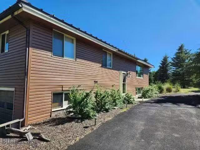 102 MEADOW VIEW DR, BUTTE, MT 59701 Single Family Residence Fo.