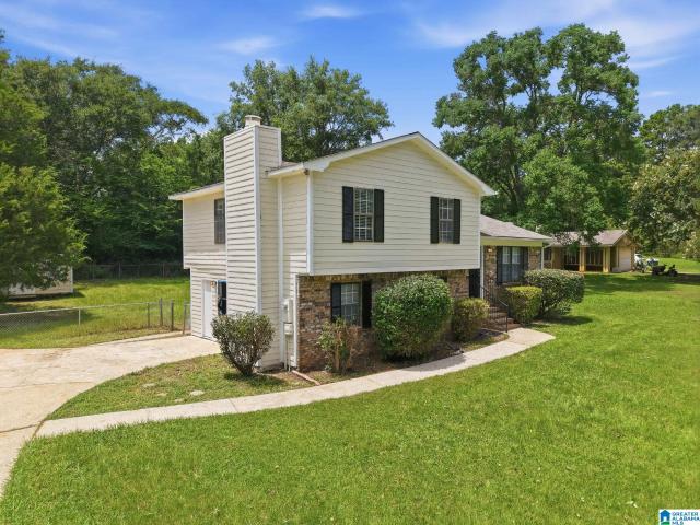 102 Meadowgreen Lane