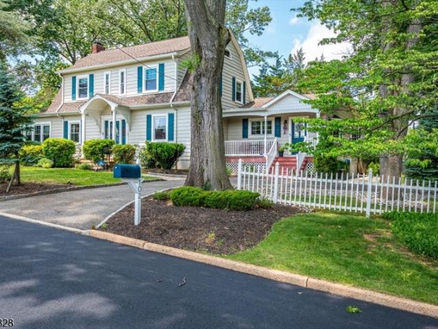 102 Michael St