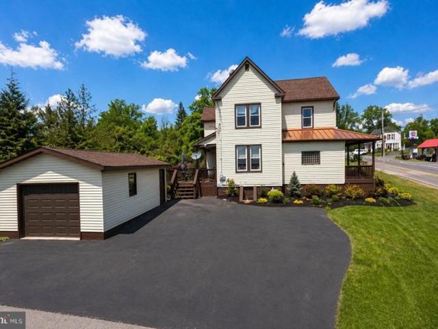 102 N 3rd St, Oakland, MD 21550