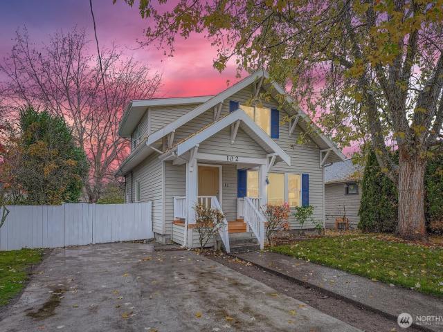 102 N Street NE