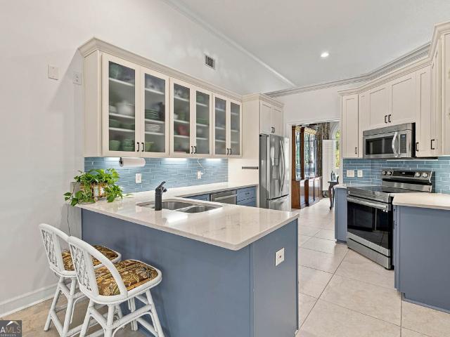 102 Northwind Drive