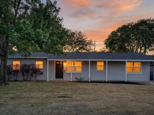102 NW Audrey Dr, Fort Walton Beach, FL 32548