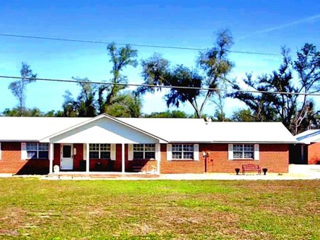 102 S Claire Dr, Perry, FL 32348