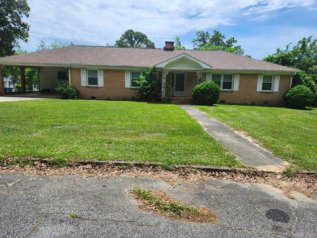 102 S Dargan Ave, Greenwood, SC 29646