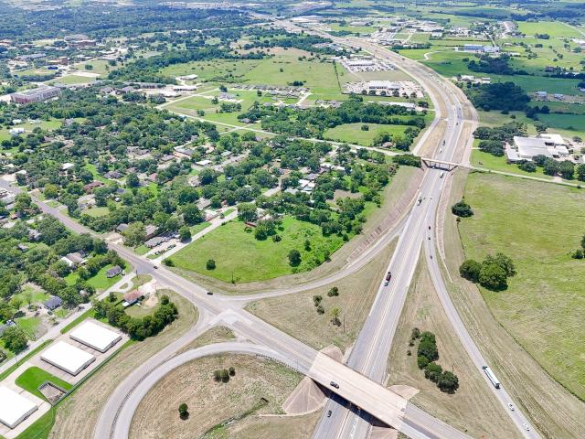 102 S Dixie St, Brenham, TX 77833 | MLS #3683