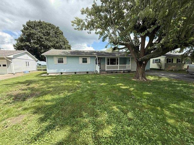 102 S Garr St, Walton, IN 46994