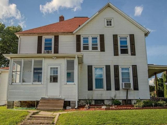 102 S Rock City Rd, German Valley, IL 61039