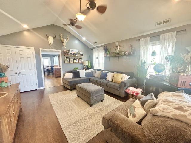 102 Saddlebrooke Court