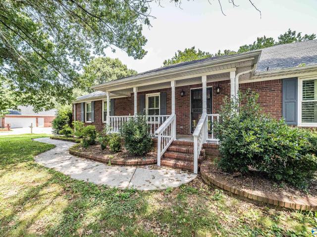 102 Sagewood Drive