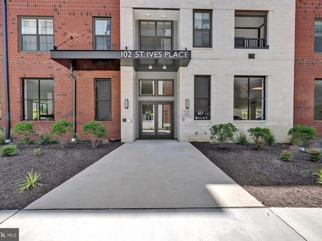 102 Saint Ives Pl Apt 401, Oxon Hill, MD 20745