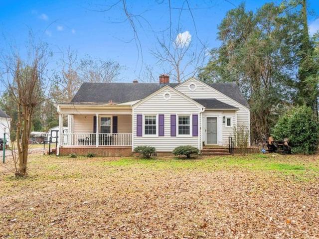 102 Sandwall Dr, Tabor City, NC 28463