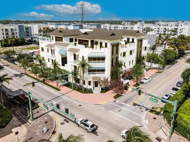 102 SE 5th Ave Unit 8, Delray Beach, FL 33483