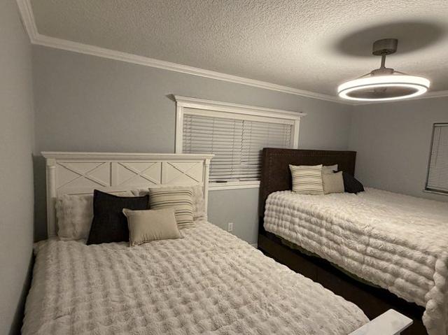 102 SE Caprona Ave, Port Saint Lucie, FL 34983