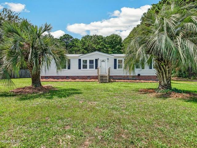 102 Sea Bird Ln, Sneads Ferry, NC 28460