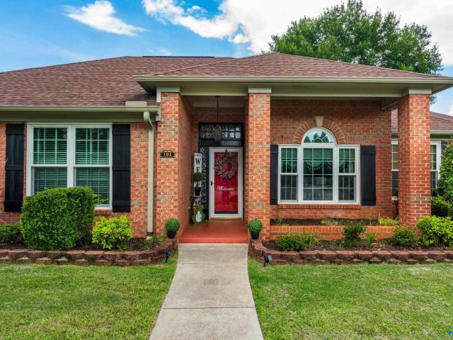 102 Silver Tail Lane SW