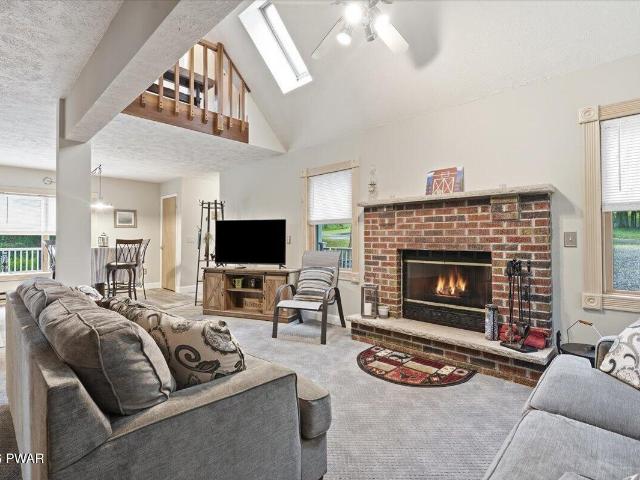102 Spruce Court