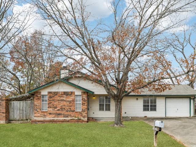 102 Stubblefield Dr, Elgin, TX 78621 | MLS #4706