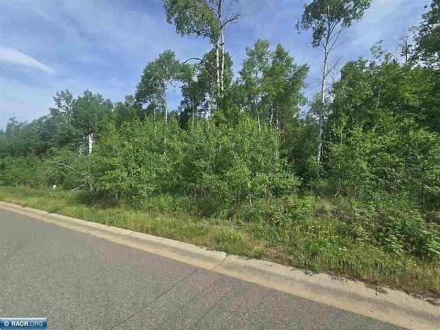 102 Stubler Dr, Buhl, MN 55713